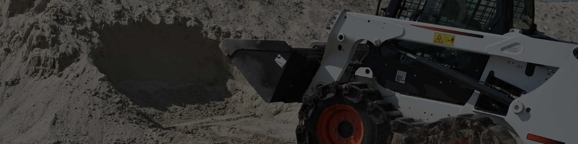 Skid Steers vs Wheel Loaders: Similarities and Differences ...
